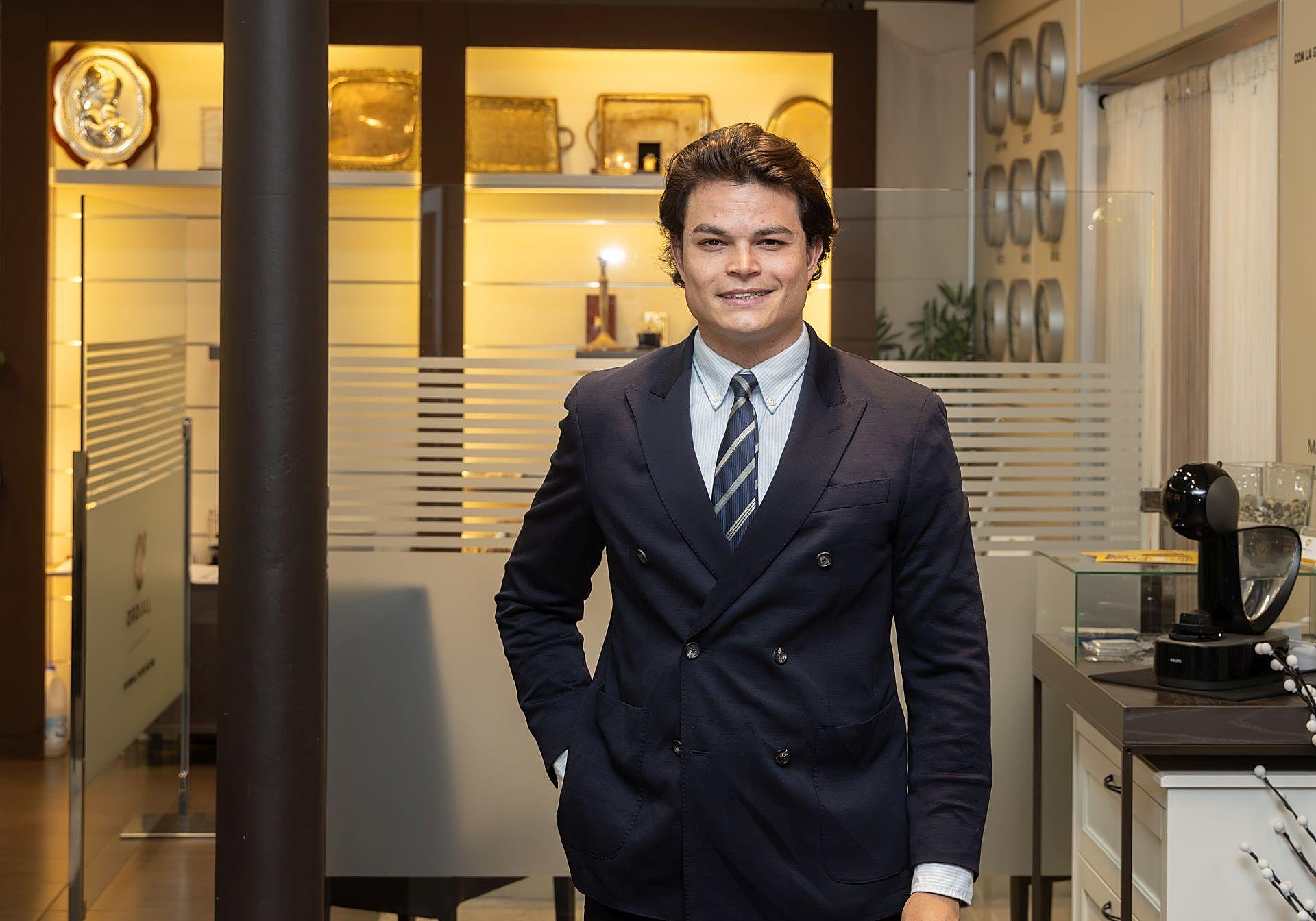 Isaac Sánchez, el vallisoletano que ha hecho del oro un fenómeno viral en redes: «Está en ...